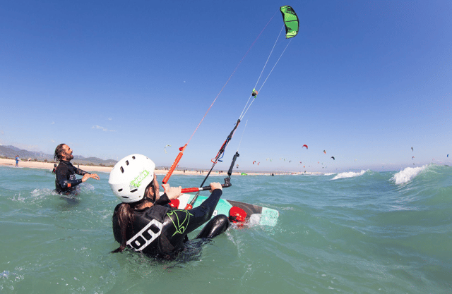 Kitesurfing schools, kitesurfing camps & kite stays // Kiterr.com